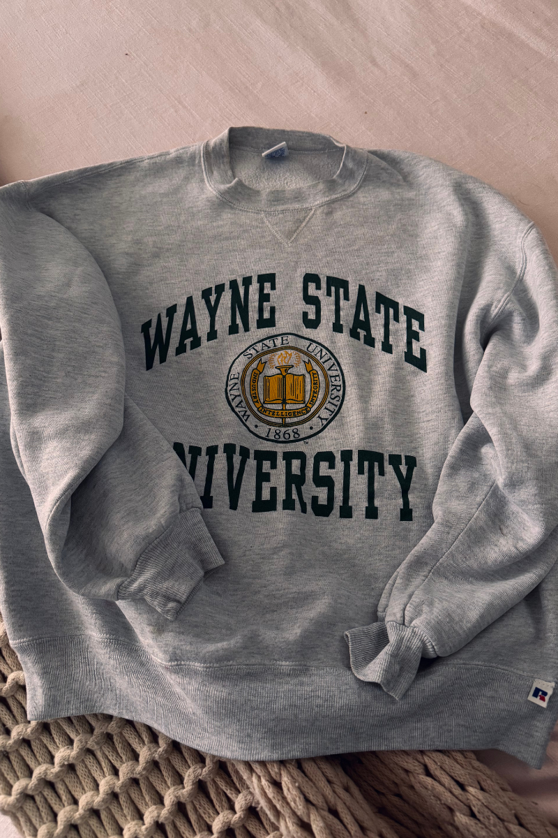 Your Guide to Styling a Sweatshirt: 6 Looks to Elevate Your Style